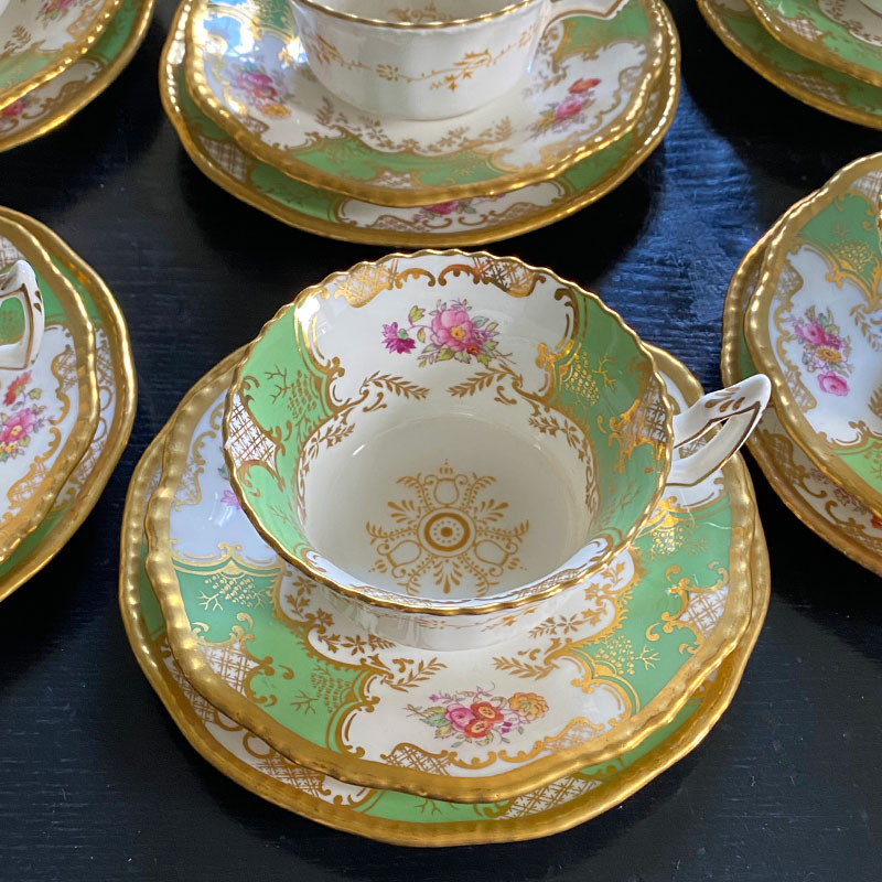 Coalport Porcelain Apple Green Batwing Tea Service